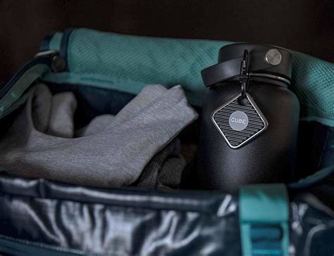 This Bluetooth Finder Sounds A 101 Decibel Alarm