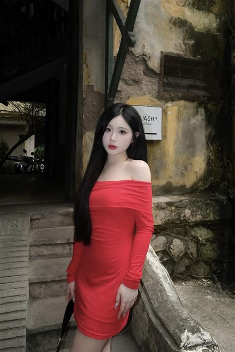 Nh Tiktoker H Nh Nhi Bikini C C Hot Khoe Body Tr Ng M N