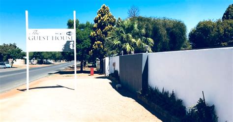The Guest House Klerksdorp Kamers The Guest House Klerksdorp Kamers