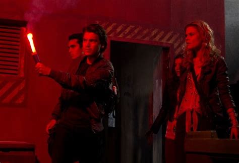 24 Novas Imagens Da Sci Fi A Hora Da EscuridÃo