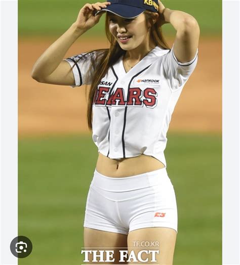 ㅇㅎ 시구 몸매 레전드 ㅎㄷㄷ 포텐 터짐 최신순 에펨코리아