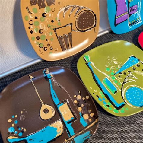 Bessemer Melmac Plates 70s 5xs