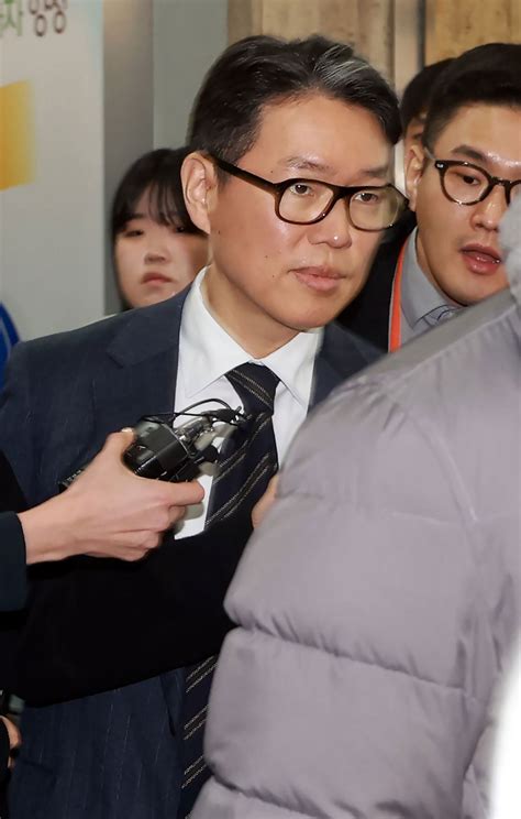 무승부로 끝난 한미사이언스 임시주총한미약품 경영권 분쟁 장기화하나