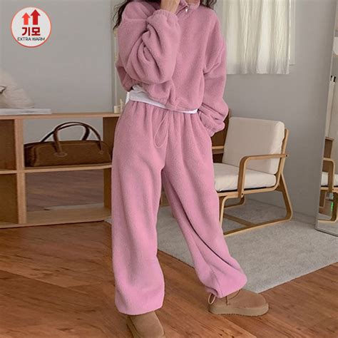 뮬리안 루즈핏 반집업 뽀글이 맨투맨and밴딩 팬츠 2set