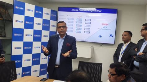 Hdfcbank Hdfc Banking Finance Money Deposits Advances Loans Investment