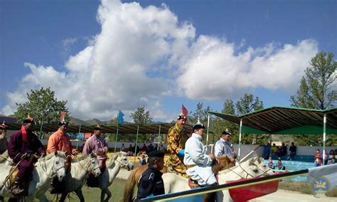 Дархан аварга Г Өсөхбаярын цолны мялаалга наадам боллоо