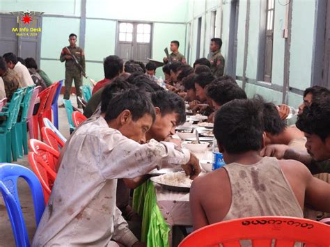 ဖမ်းမိထားသည့် တပ်မိသားစုနှင့် ကလေးများ အပါအဝင် စစ်သုံ့ပန်းပုံများ အေအေ ထုတ်ပြန်