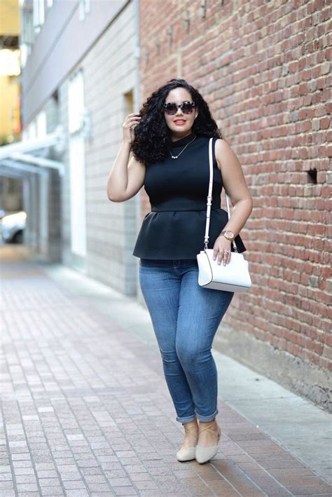 Orgullosamente Curvilínea Tanesha Awasthi Y Sus 50 Mejores Looks Te