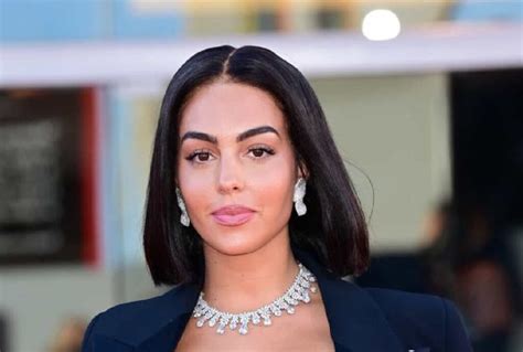 Georgina Rodríguez Model Influencer And Ronaldos Partner