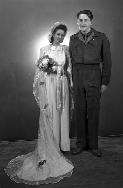 Brudepar Brudeparet Er Johan Østberg Og Berthe Karin F Lundby Viet 28