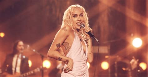 Why Miley Cyrus May Never Headline A Tour Again Parade