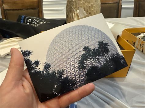We Found A Shoebox Of Photos From A Trip To Epcot In The Early 90s