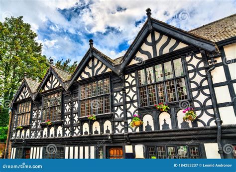 Traditional Tudor English Style House In Chester England Stock Image