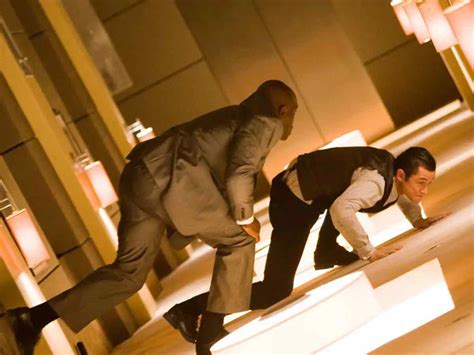 Dutch Angle Shot Explained 8 Brilliant Examples Uses Flickside