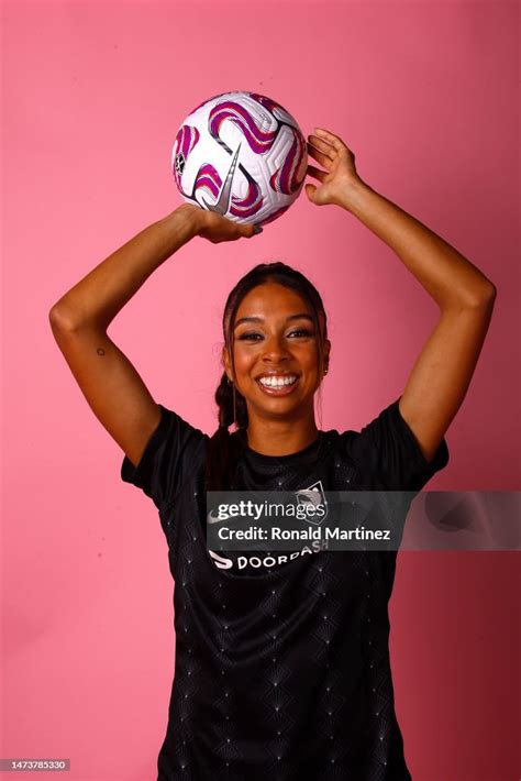 Madison Hammond Of Angel City Fc Poses For A Portrait On Media Day On