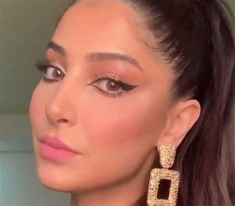 آموزش میکاپ صورت دخترانه با خط چشم گربه ای فیلم