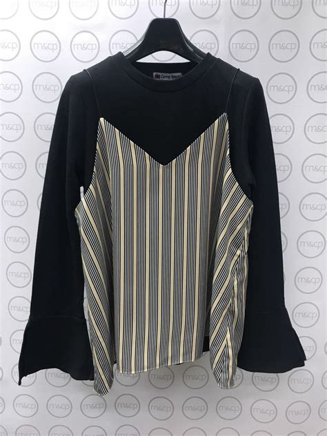 Pin de M&CP en M&CP Selections | Ropa, Blusas