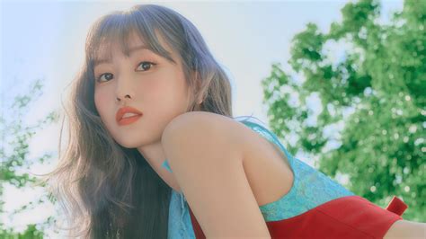 Top 50 Best Momo Hirai Wallpapers In 2024 Updated