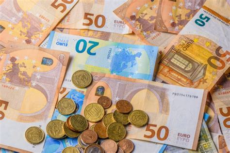 Dit Eu Land Kiest Voor Contant Geld En Weigert Digitale Betalingen