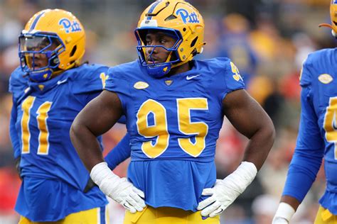 Notre Dame Lands Defensive Tackle Francis Brewu To Address Biggest