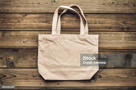 폐기물 제로 재활용 지속 가능한 라이프 스타일 개념 나무 배경에 친환경 면 가방 쇼핑백에 대한 스톡 사진 및 기타 이미지
