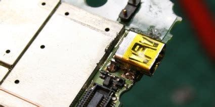 How To Replace A Mini USB Port On Your Cellphone Hackaday