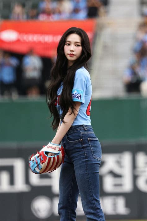 내가 사랑했던 모든 여자들 부산팬싸 시구 대구팬싸 얼굴 열일한 카리나의 하루 Daum 카페