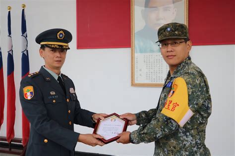 漢聲廣播電臺 陸軍步兵203旅於今（30）日假官田營區司令台，舉辦11月份國父紀念月會，由旅長朱上校主持，旅長於典