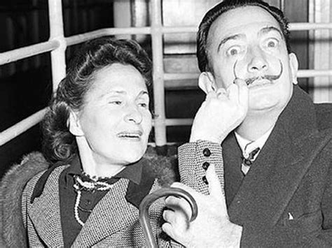 Гала женщина праздник русская муза Сальвадора Дали