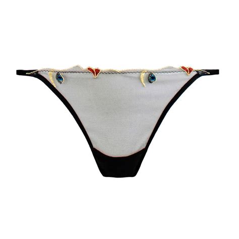 Thong Studio Pia Elsa