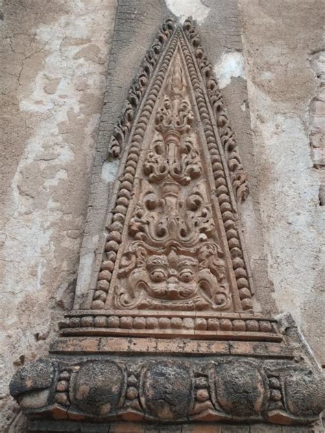 ပုဂံကမ္ဘာ့အမွေအနှစ်ဒေသ ဂူပြောက်ငယ်ဘုရားရှိ အေဒီ ၁၂ ရာစုအစောပိုင်းက ရေးဆ