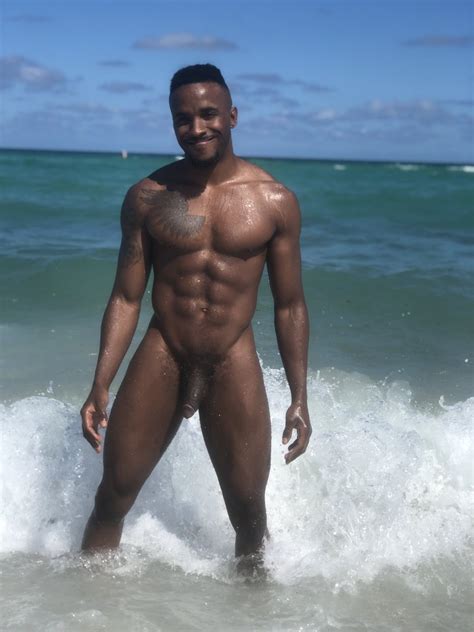 Photo Hung Male Naturists Page 43 Lpsg Photo Hung Male Naturists Page 43 Lpsg