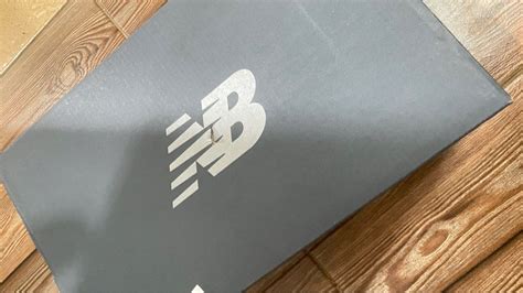 NEW BALANCE NB 1000% ori store on Carousell