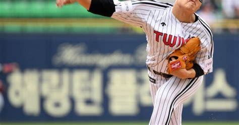 포토 Lg 선발투수 임찬규의 역투