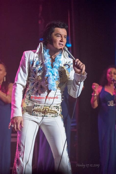 Elvis Impersonator Recalls The King On Birthday Artofit