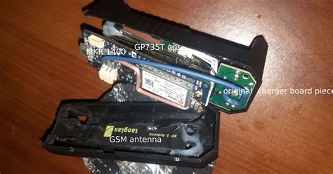 Lab Prototypes GPS Tracker With Arduino GSM MKR