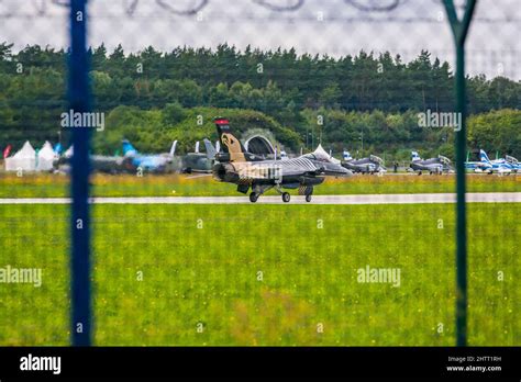 Tai f 16c hi-res stock photography and images - Alamy