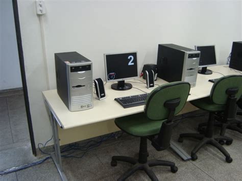 Programa Acessa Escola Alberto Torres Imagens Da Sala De Informática