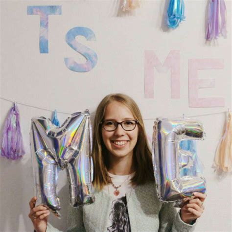 Hi Im Eva ♡ The Moment I Swift Tumblr Blog Tumlook