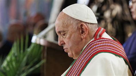 Папа Франциск тръгва за Южен Судан с призив за мир докато в продължаващите там сражения