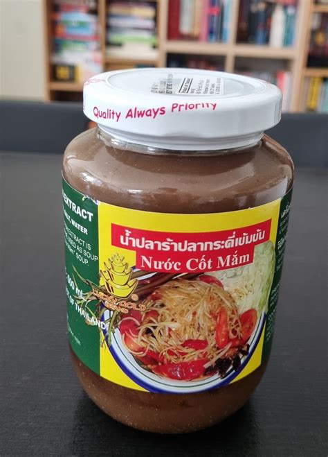 စိတ္ဝင္စားစရာ မာမာရဲ႔ ဝါသနာမ်ား သရက်သီးစိမ်းထောင်း