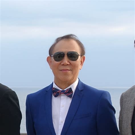 Daniel Sharp Chief Executive Officer In One Capital Linkedin