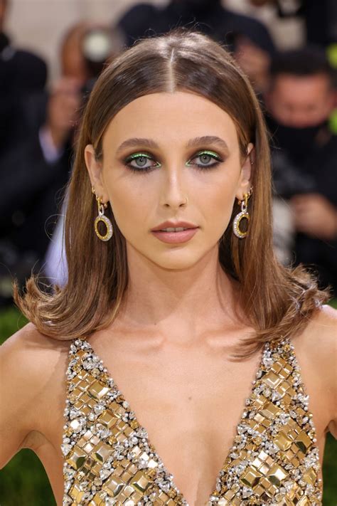 Heres How Emma Chamberlain Picked Her Very First Met Gala Look