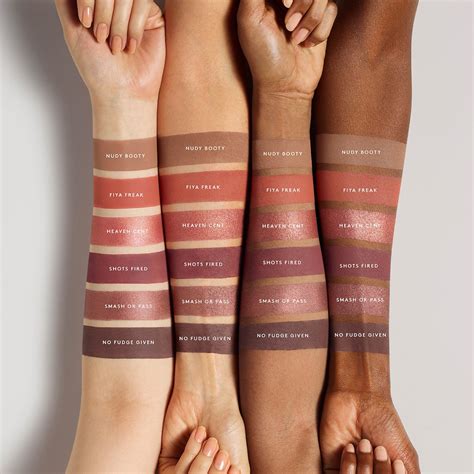 Fenty Beauty By Rihanna Snap Shadows Mix And Match Eyeshadow Palette