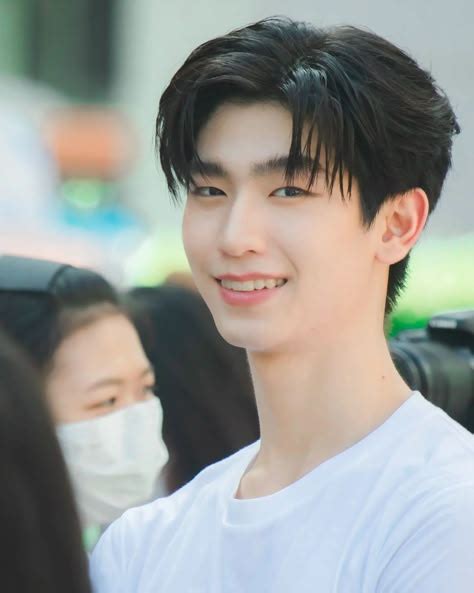 Ghim Trên โทม้าสสส