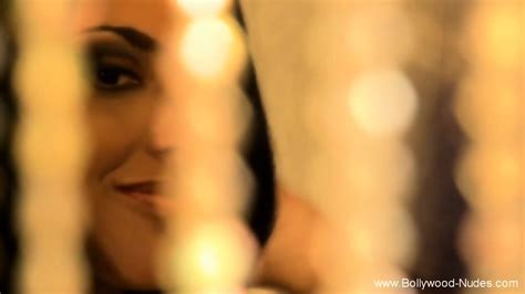 Beautiful And Sensual Movements From The Orient And Asia