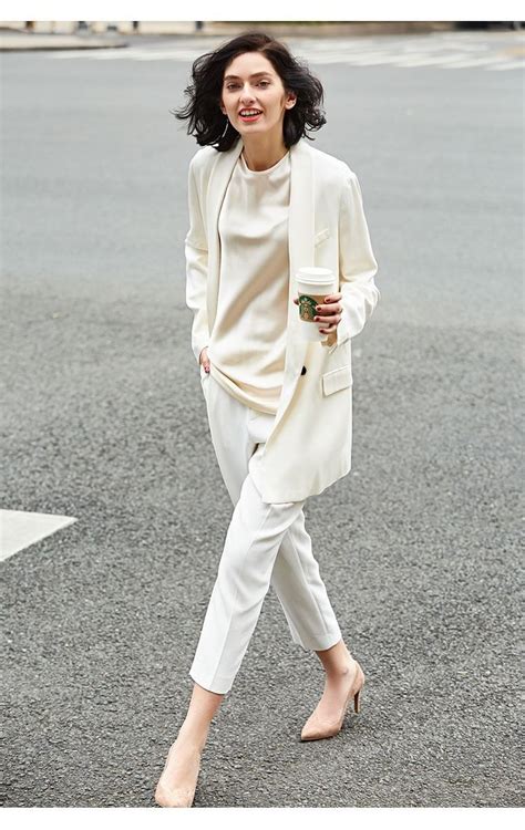 40대에 이렇게 옷 입고 싶다 멋스러운 40 코디모음 네이버 블로그 Minimalist Fashion Women Street Style Women Womens