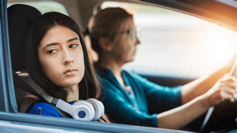 My Daughter Pretended Not To Know Me In Front Of Her Mates At School The Mercury