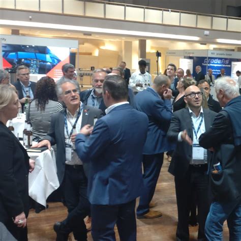 Axis Simulation Flight Simulation Solutions