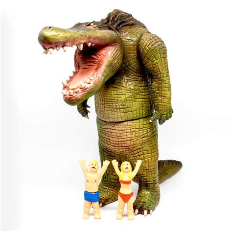 Two Toed Tom Myplasticheart